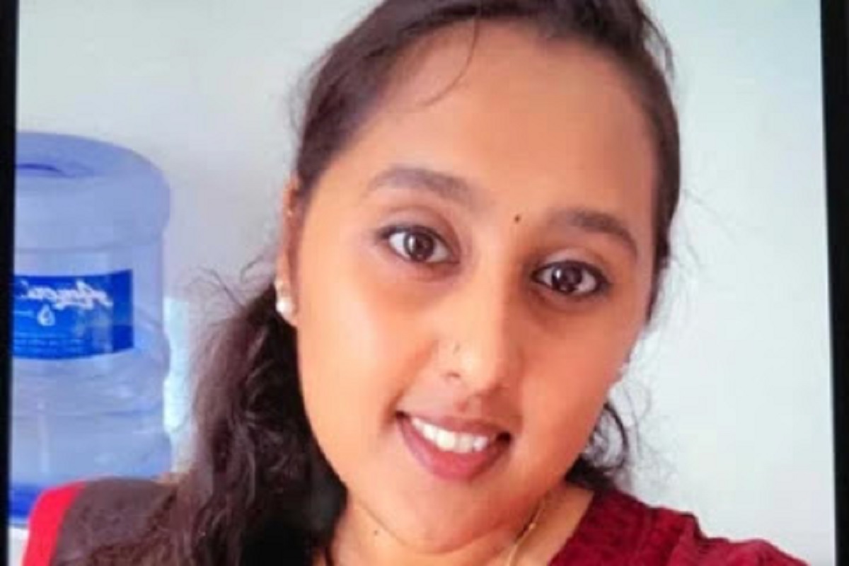 பிருத்தானியாவிலிருந்து கொழும்பு வந்து 13 வது மாடியிலிருந்து மர்மமாக வீழ்ந்து பலியான தமிழ் யுவதி ...