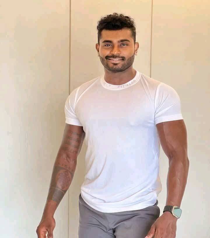 மோட்டார்சைக்கிள் விபத்தில் சிக்கி 33 வயது சிங்கள இளைஞன் பலி! வீடியோ - Vampan