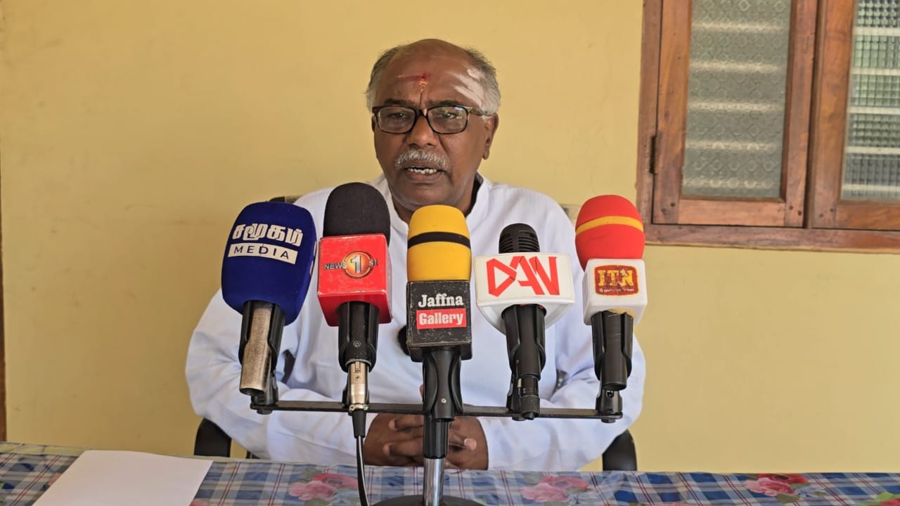 செம்மணி புதைகுழியில் கண்டெடுக்கப்பட்ட மனித எச்சங்கள் உலகை திரும்பி பார்க்க வைத்திருக்கின்றது ...