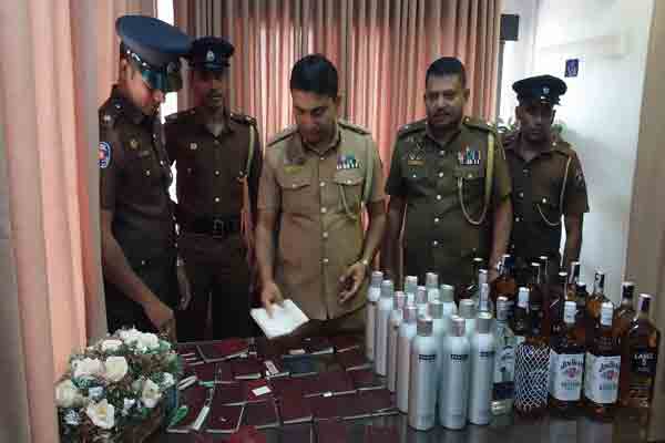 கட்டுநாயக்க விமான நிலையத்தில் பிடிபட்ட விசித்திரமான கடத்தல்காரர்கள்!! - Vampan